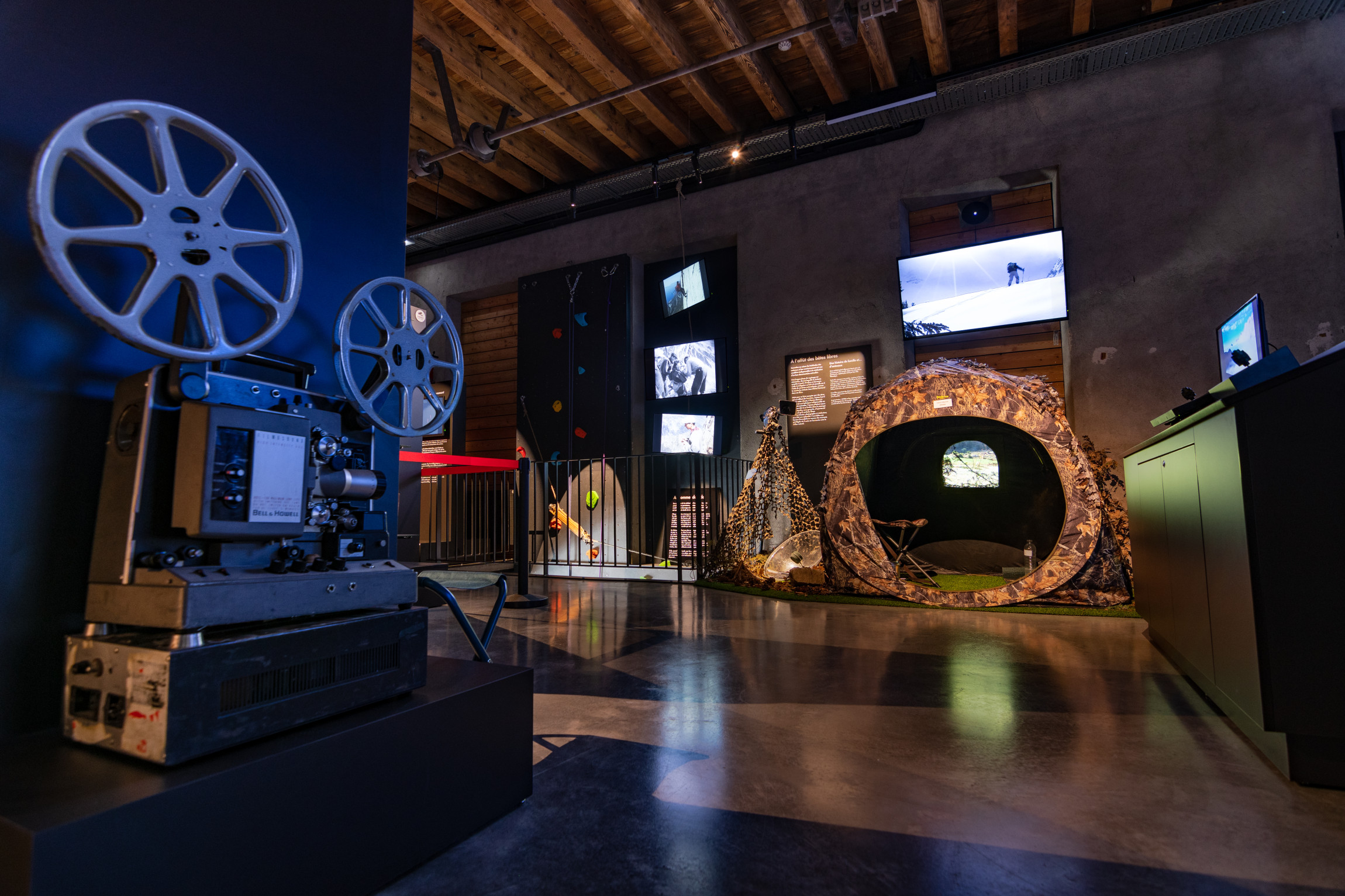 À Gap, une cinémathèque dédiée aux films de montagne - L'Europe vue d ...