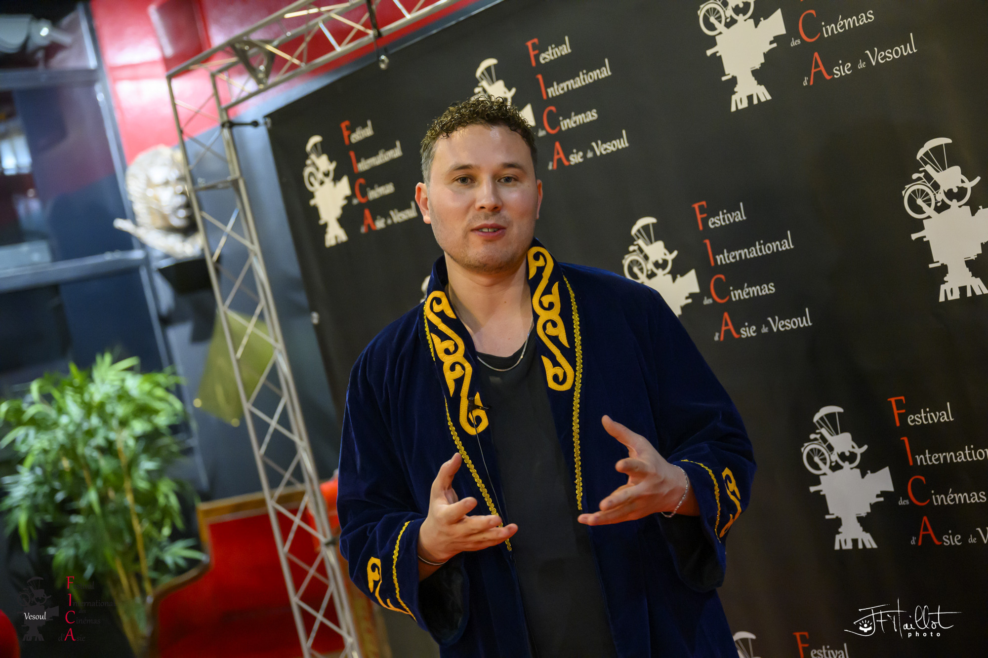 André Raphaël Ivanov - Quelle visibilité pour le cinéma kazakh en ...